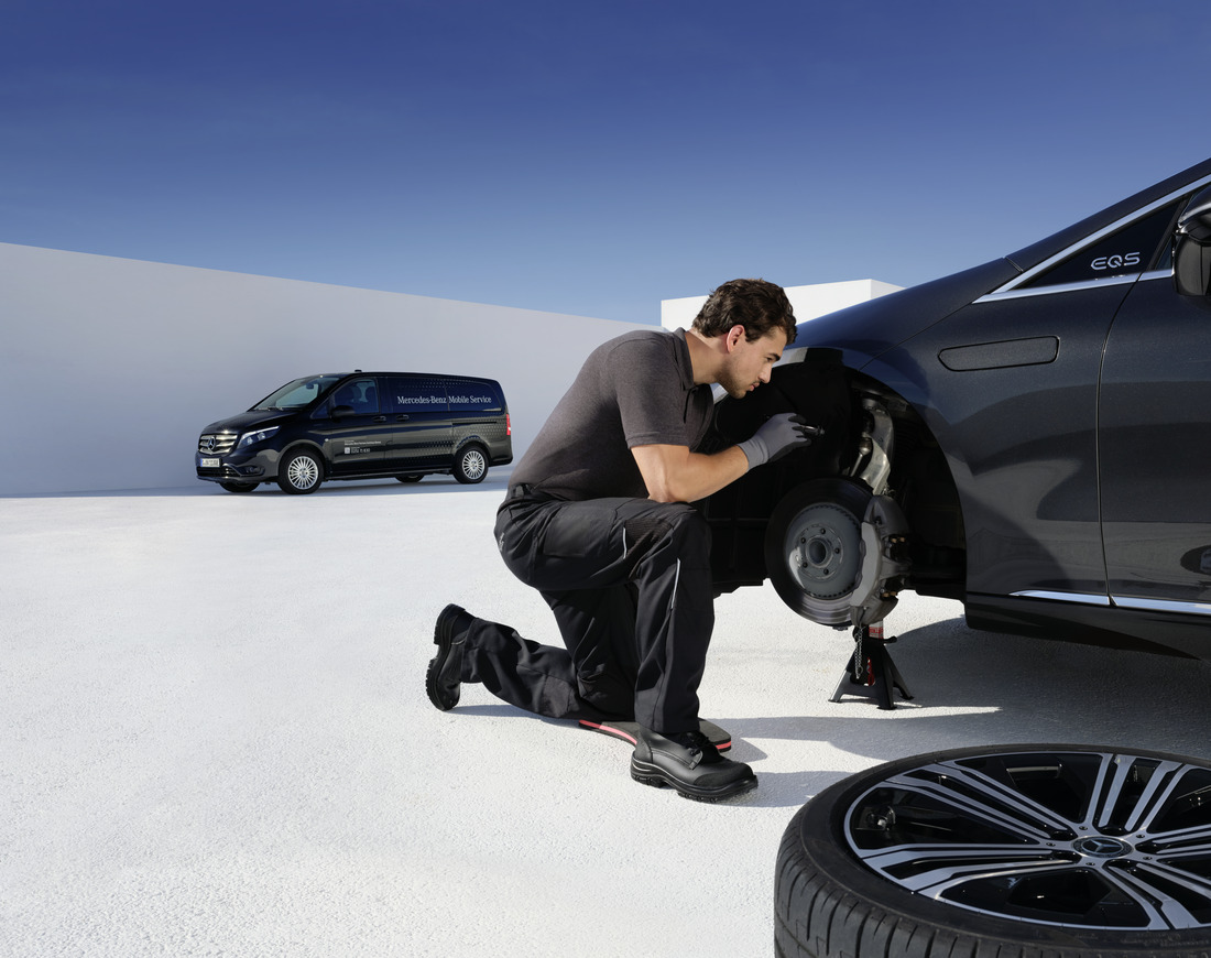 Maintenance Tips For Your Mercedes-Benz | JCT600