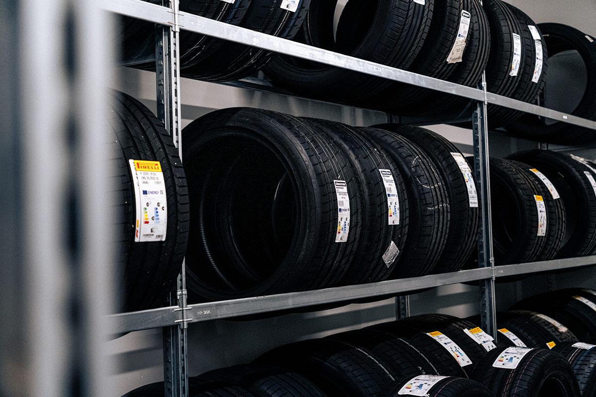 Buy Tyres Online | Leading Tyre Brands | JCT600