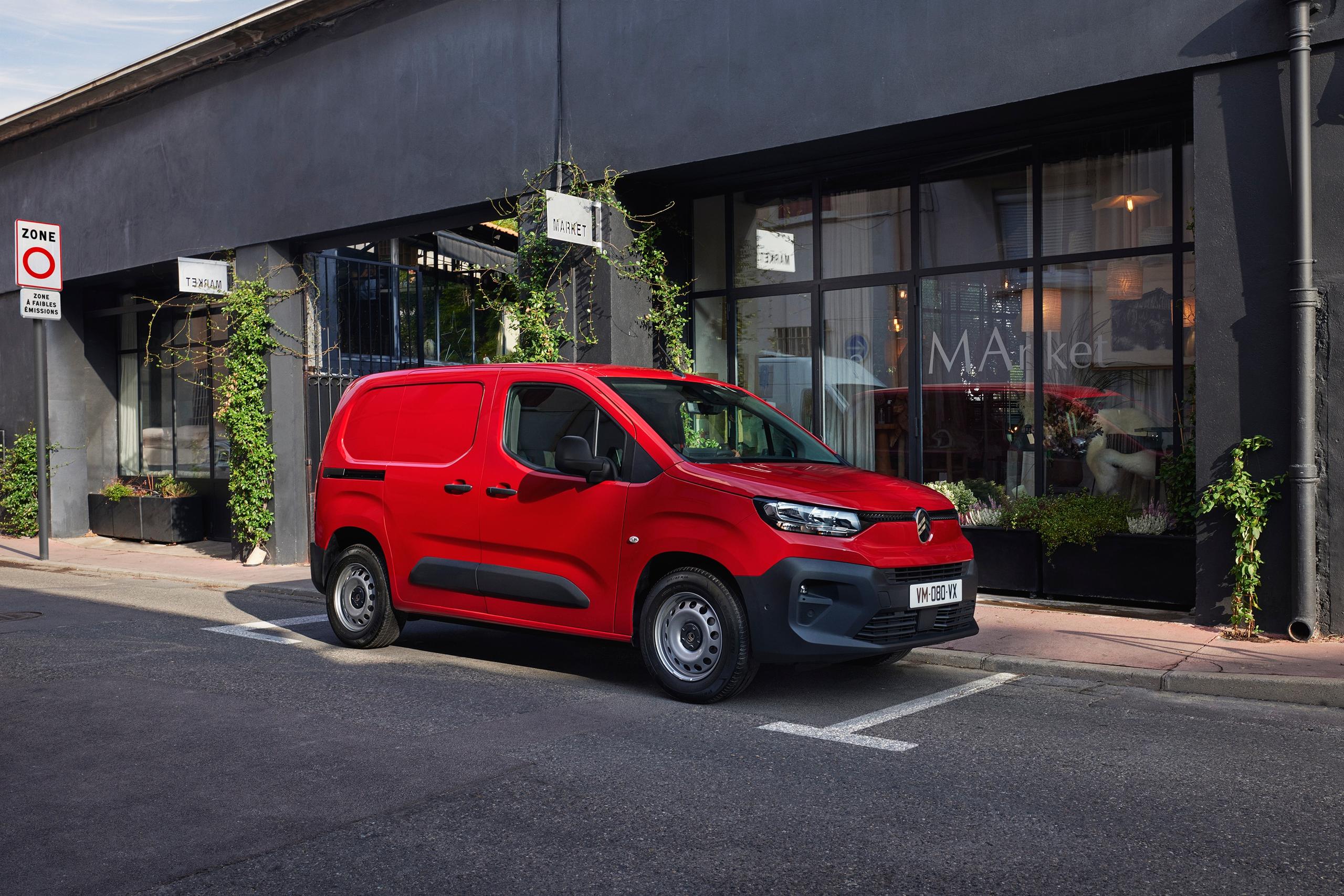 Citroën Van with Hawkins | Cornwall | Hawkins Motor Group