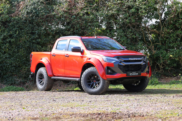 New Isuzu D-Max Arctic Trucks AT35 | Extreme Off-Road Pickup 2025