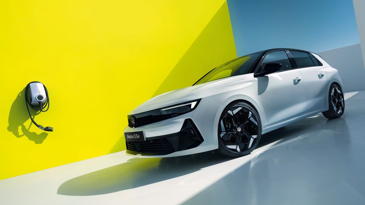 Vauxhall Astra Plug-in Hybrid | East & West Sussex | Caffyns Group