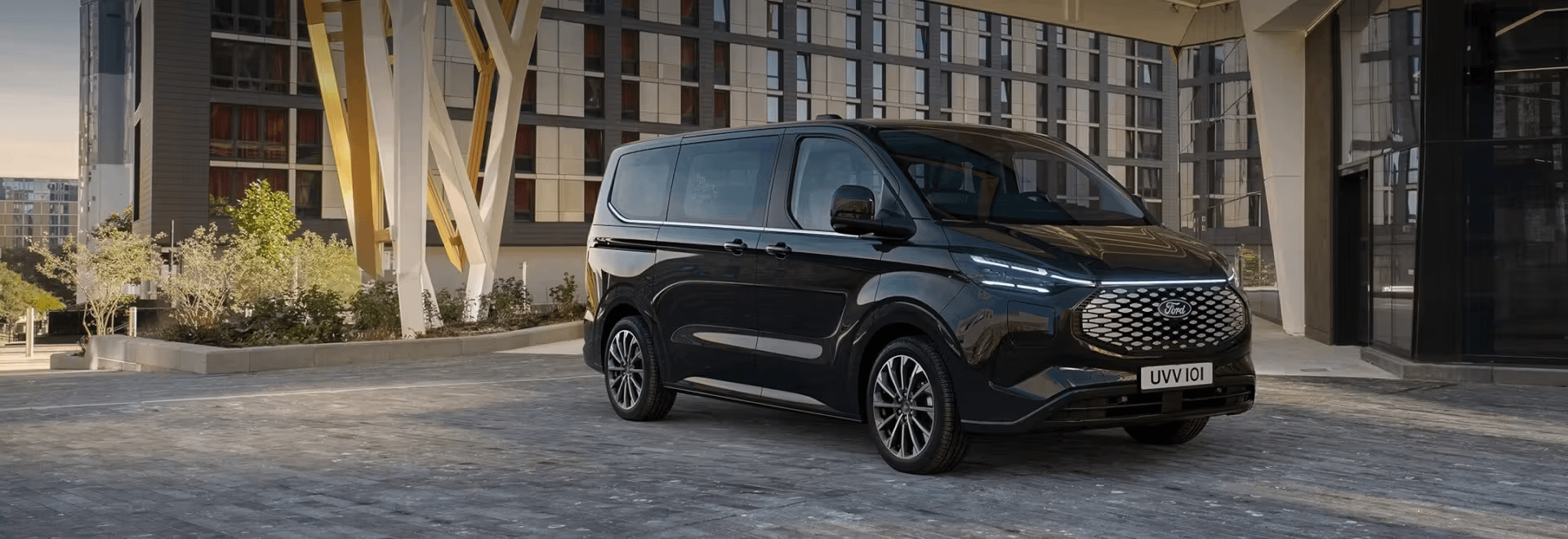 Ford Tourneo Custom - New Ford Cars - Ford Cars | D. M. Keith