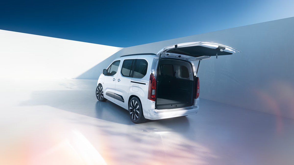 Vauxhall Combo Life Electric | East & West Sussex | Caffyns Group