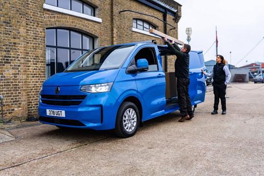 New Volkswagen Transporter 2025: Features, Specs & Trims | JCT600