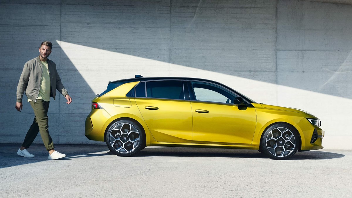 Vauxhall Astra Plug-in Hybrid | East & West Sussex | Caffyns Group