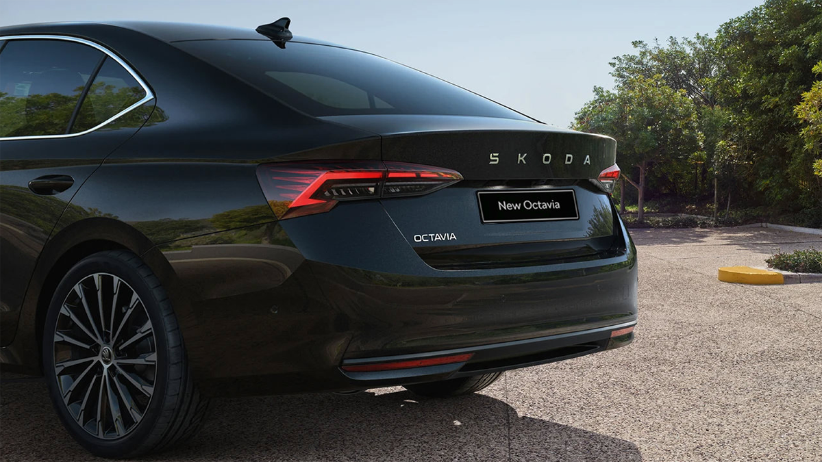 Skoda New Octavia Hatch | East & West Sussex | Caffyns Group