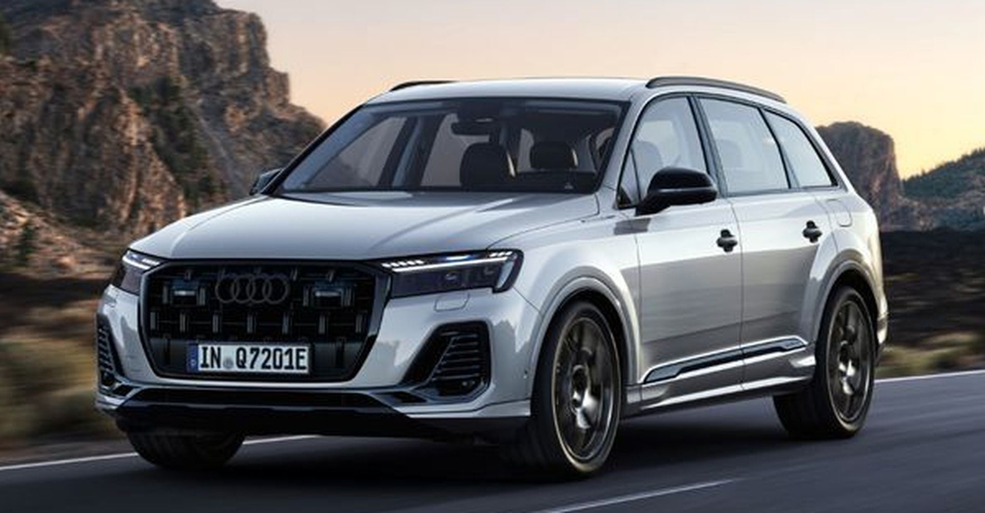 Audi Q7 SUV 55 TFSI e quattro and Q8 SUV 55 TFSI e quattro