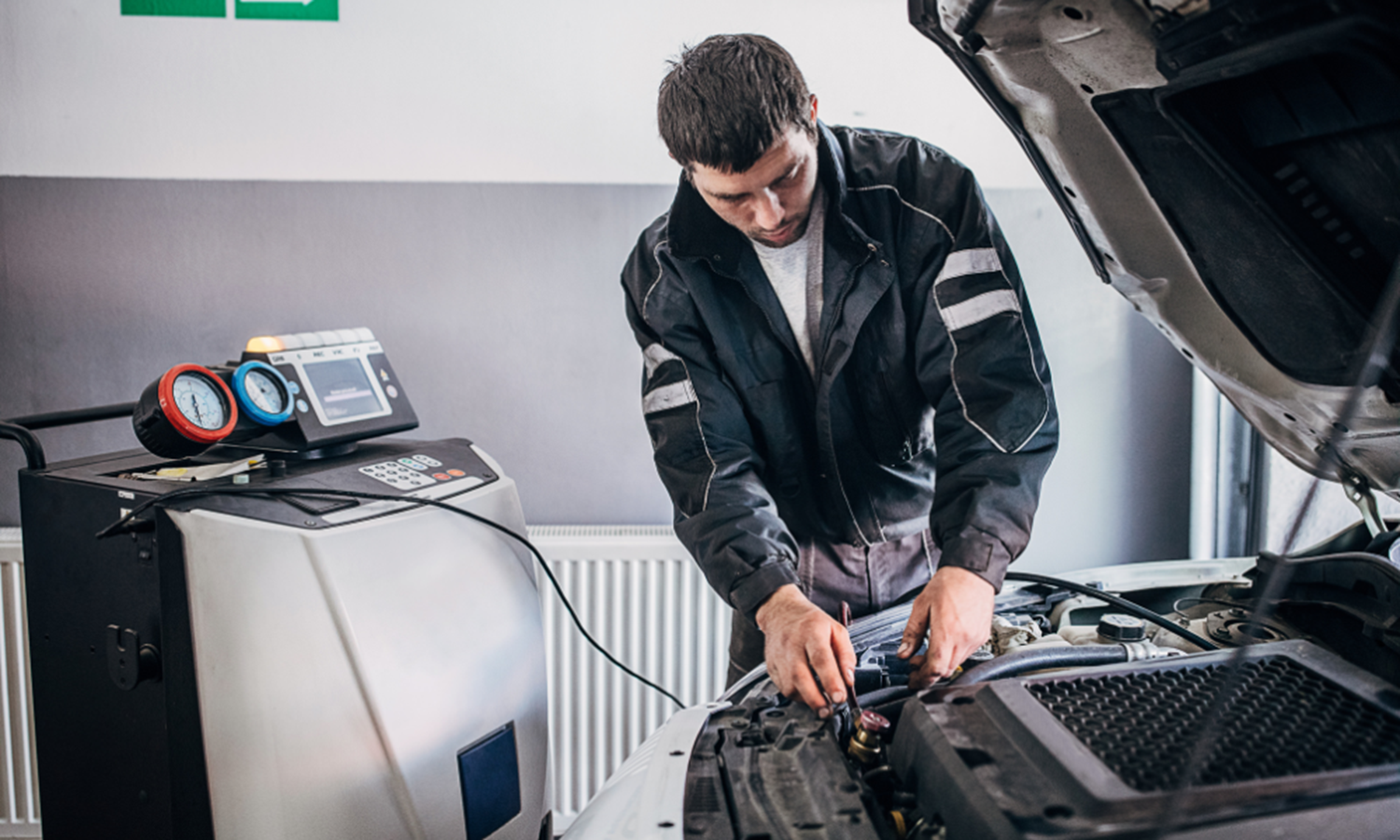 A Guide to Air Conditioning in Your Car | Chippenham Motor Company