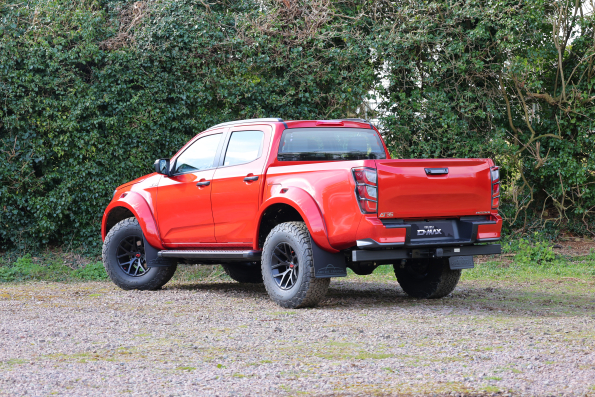 New Isuzu D-Max Arctic Trucks AT35 | Extreme Off-Road Pickup 2025
