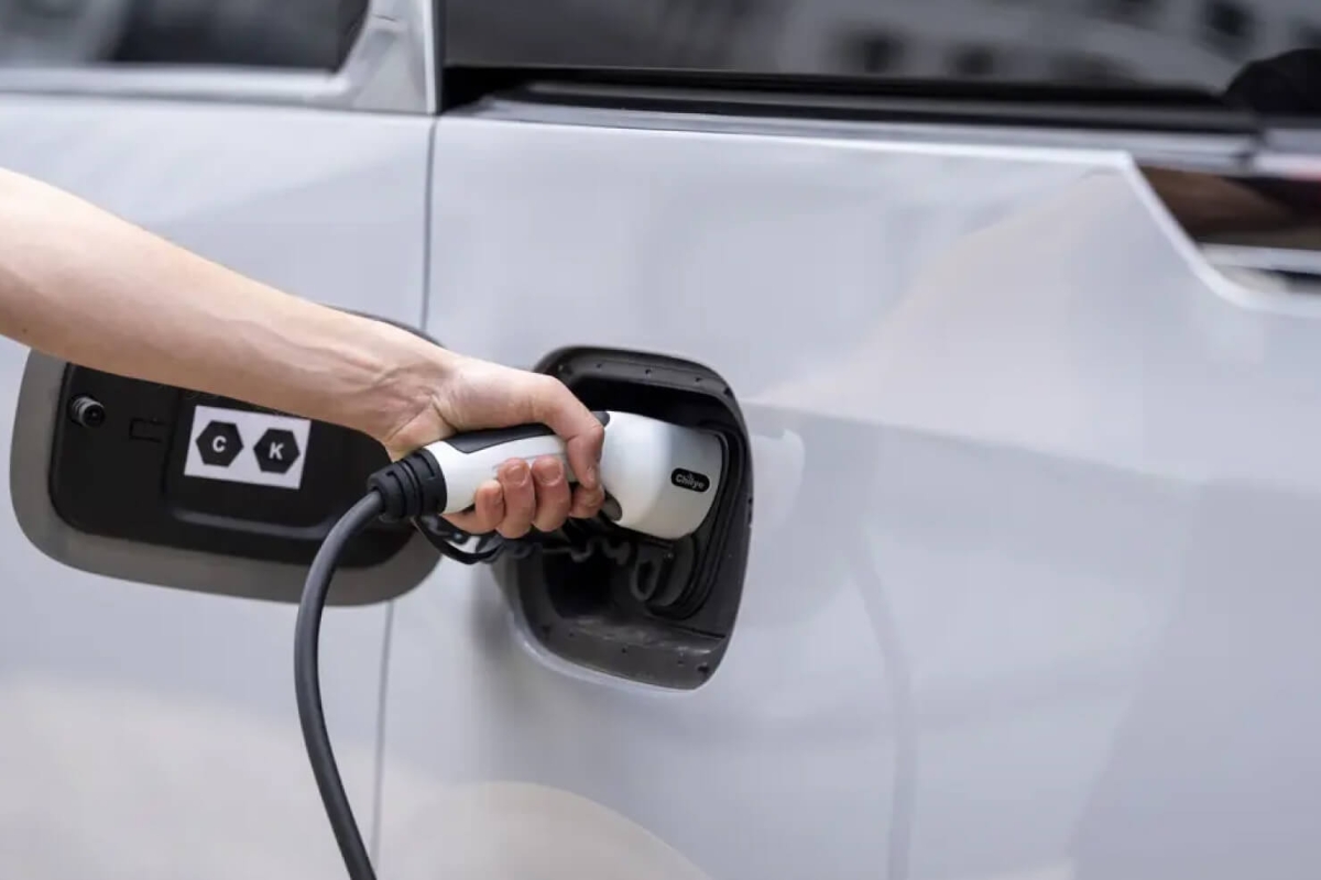 MIFA 9 | MAXUS Electric Vehicles and Vans