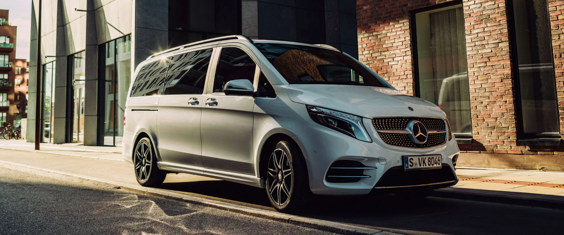 New Mercedes-Benz V-Class | Mercedes-Benz V-Class Deals | JCT600