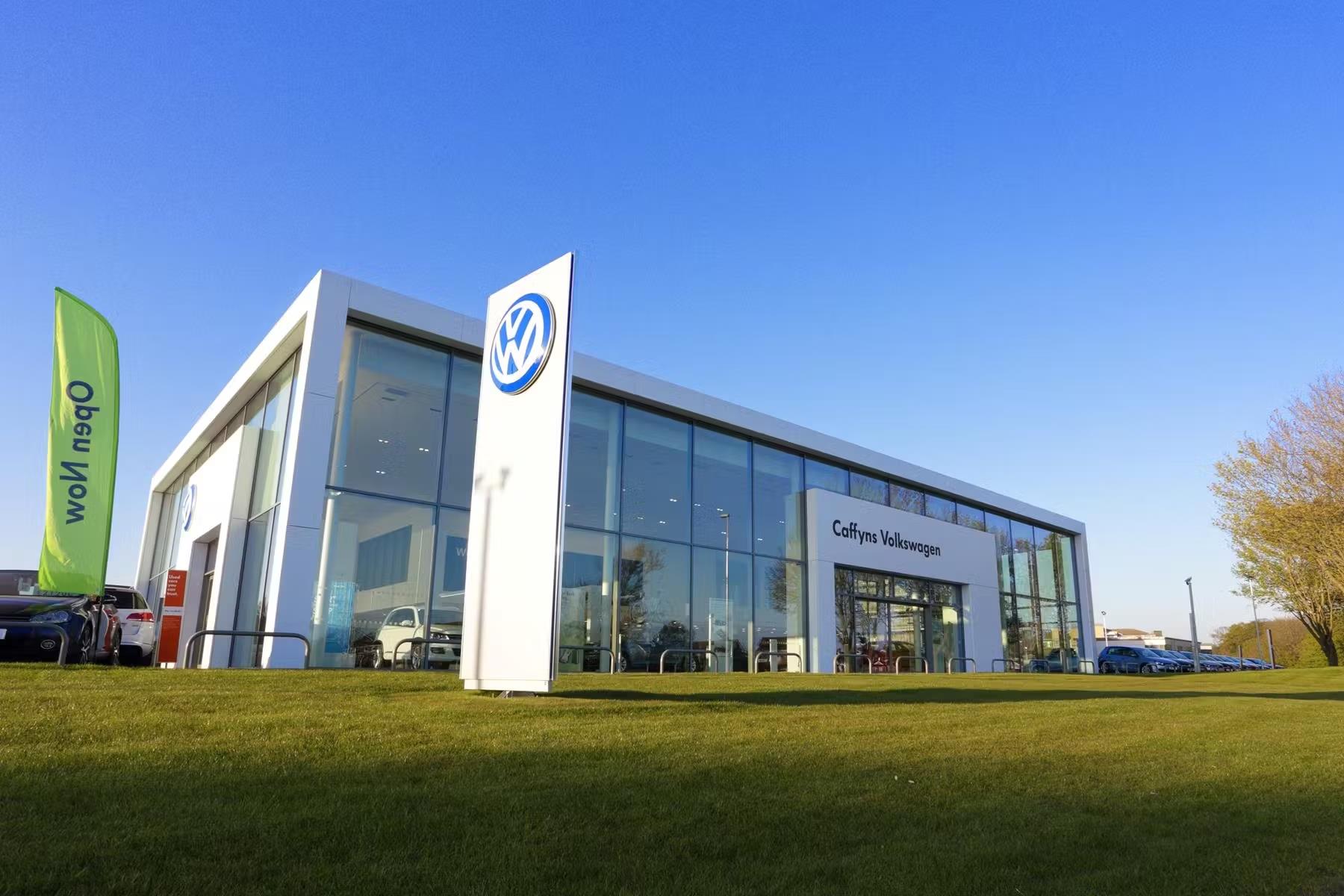 Caffyns Volkswagen Worthing | Your Local VW Dealership