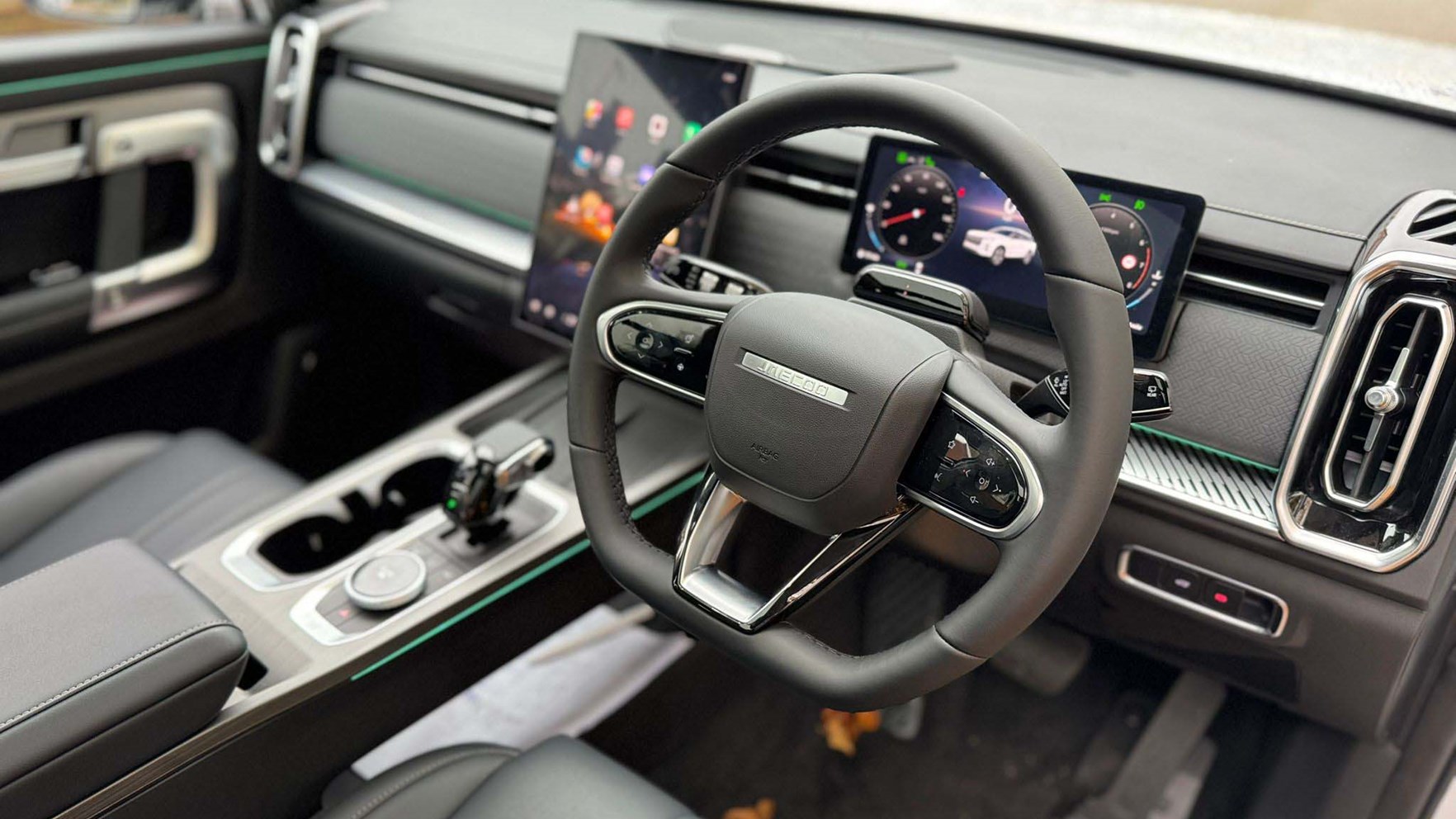 JAECOO J7 – Hybrid SUV with Intelligent 4WD | Hartwell Abingdon, Grimsby & Hereford