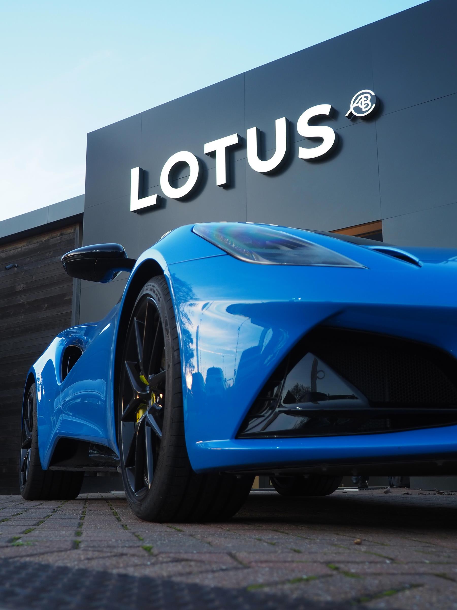 Careers At Caffyns Lotus | Kent & Sussex | Caffyns Lotus